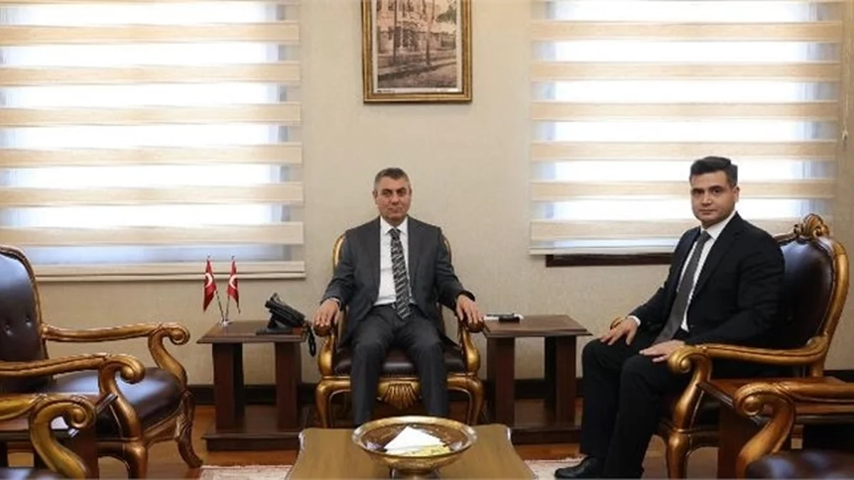 VALİ TOROS, GÜLNAR KAYMAKAMLUĞINA ATANAN ŞANAL İLE GÖRÜŞTÜ | Mersin ...