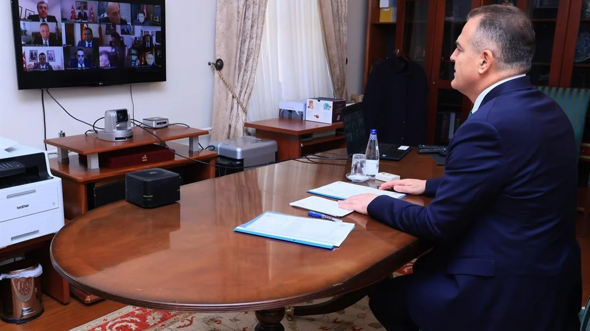 Vali Akbıyık Başkanlığında yeni yıl tedbirleri toplantısı yapıldı ...