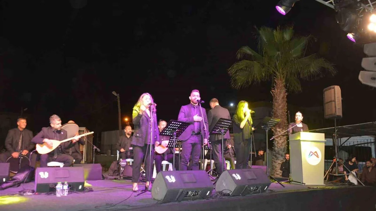 Mersin Tarsus'ta Aşık Sıdki Baba Anma Gecesi Düzenlendi | Mersin Haber ...