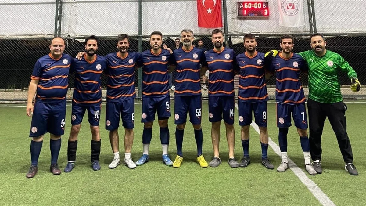 Bilecik'te Fen Fakültesi, Bahar Spor Müsabakaları'nda Namağlup Şampiyon ...