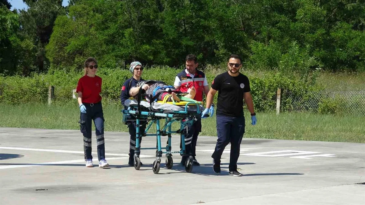 Samsun Ladik'te Yüksekten Düşen Kadının İmdadına Ambulans Helikopter ...