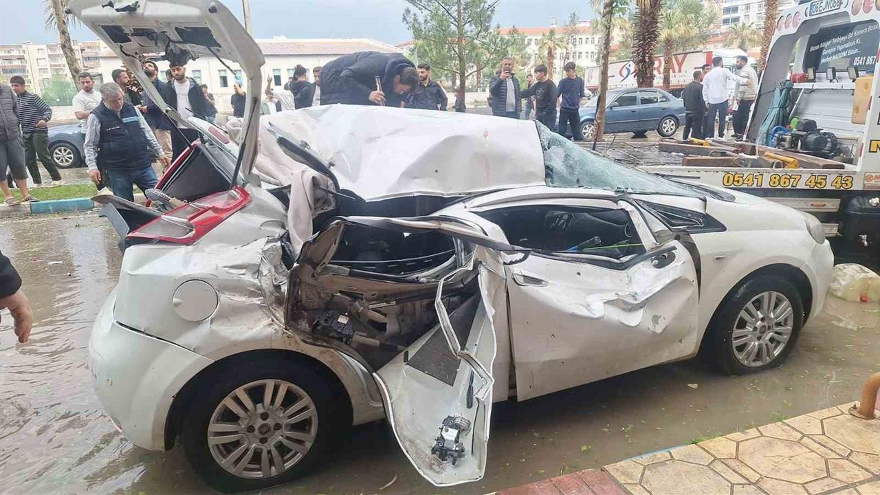 Şanlıurfa Birecik'te Güneş Enerjisi Panelinin Devrilmesi Sonucu 1 Kadın ...
